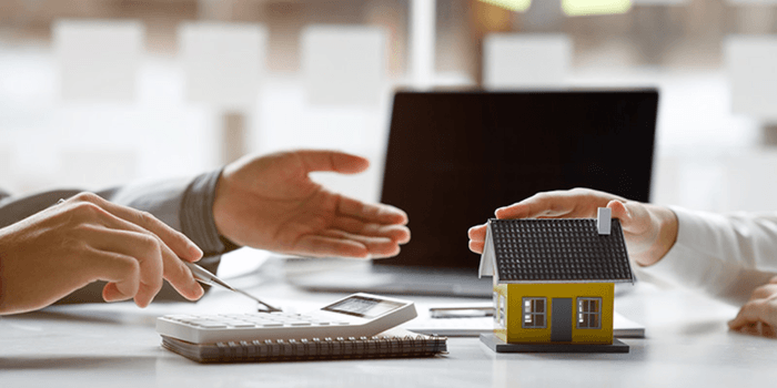 Secured Vs. Unsecured Debt Consolidation: What's the Difference? | Driva