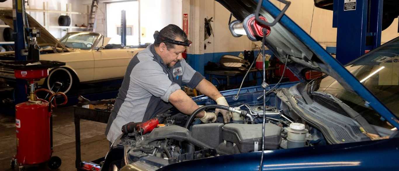 AdBlue: A Guide to the Diesel Exhaust Fluid and Its Role in Diesel ...